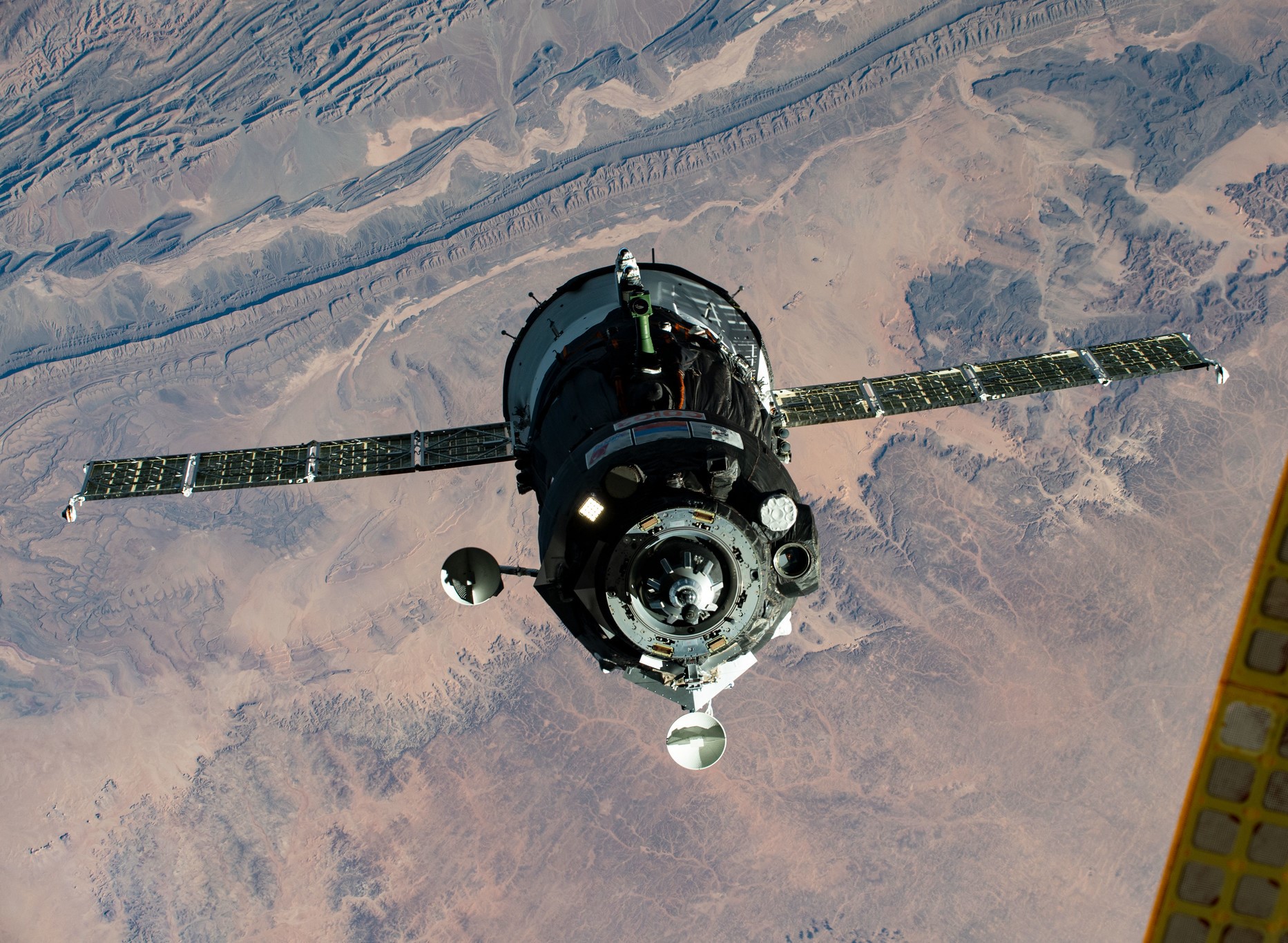 Space Launch Now Soyuz Ms 18 Docking